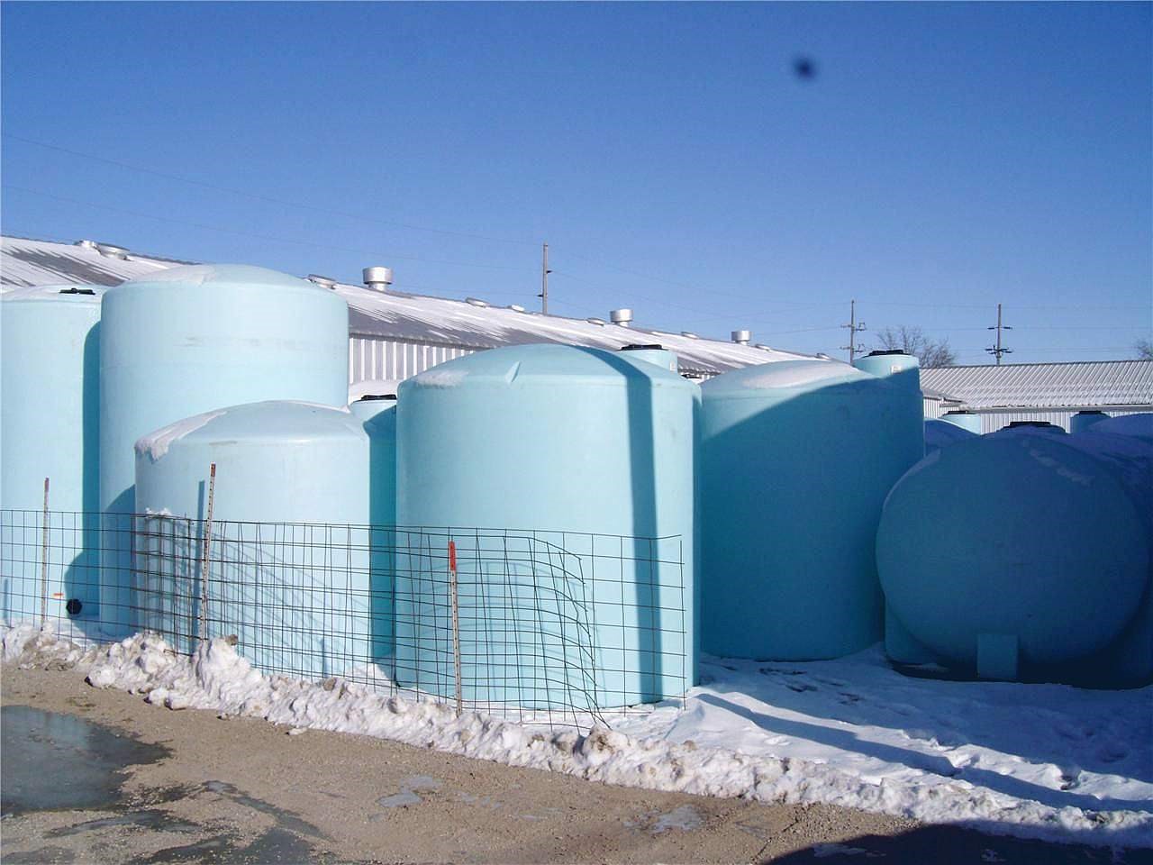 Norwesco Poly Tanks | Stutsmans