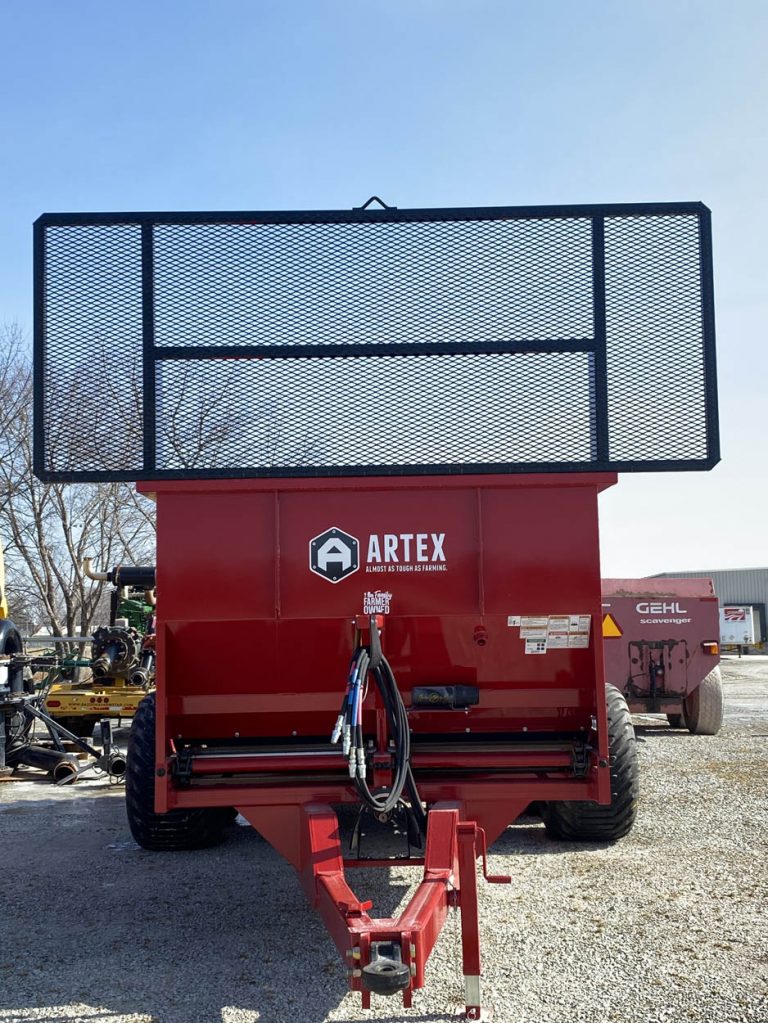 New Artex SBX600 Manure Spreader | Stutsmans