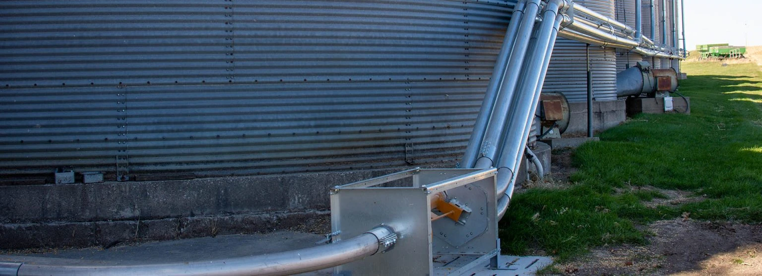 Sukup, GSI and Shivvers Grain Handling Equipment | Stutsmans