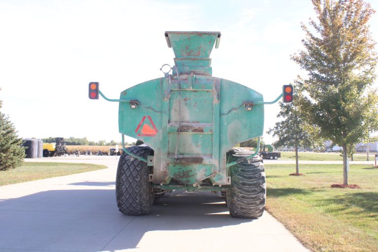 2005 Houle 7300 Liquid Manure Spreader | Stutsmans